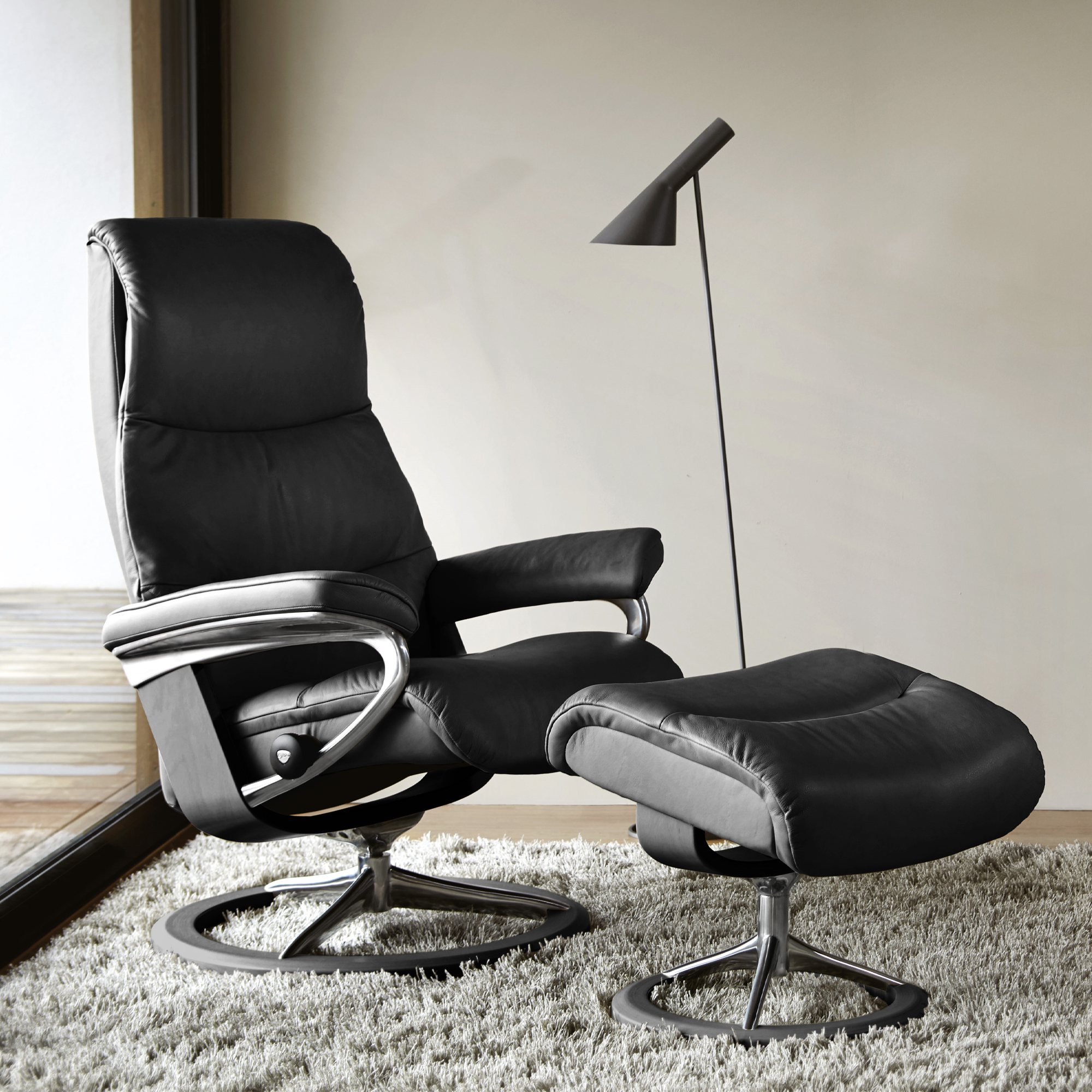 Stressless View Recliner Chair Signature Base • Roomes Furniture