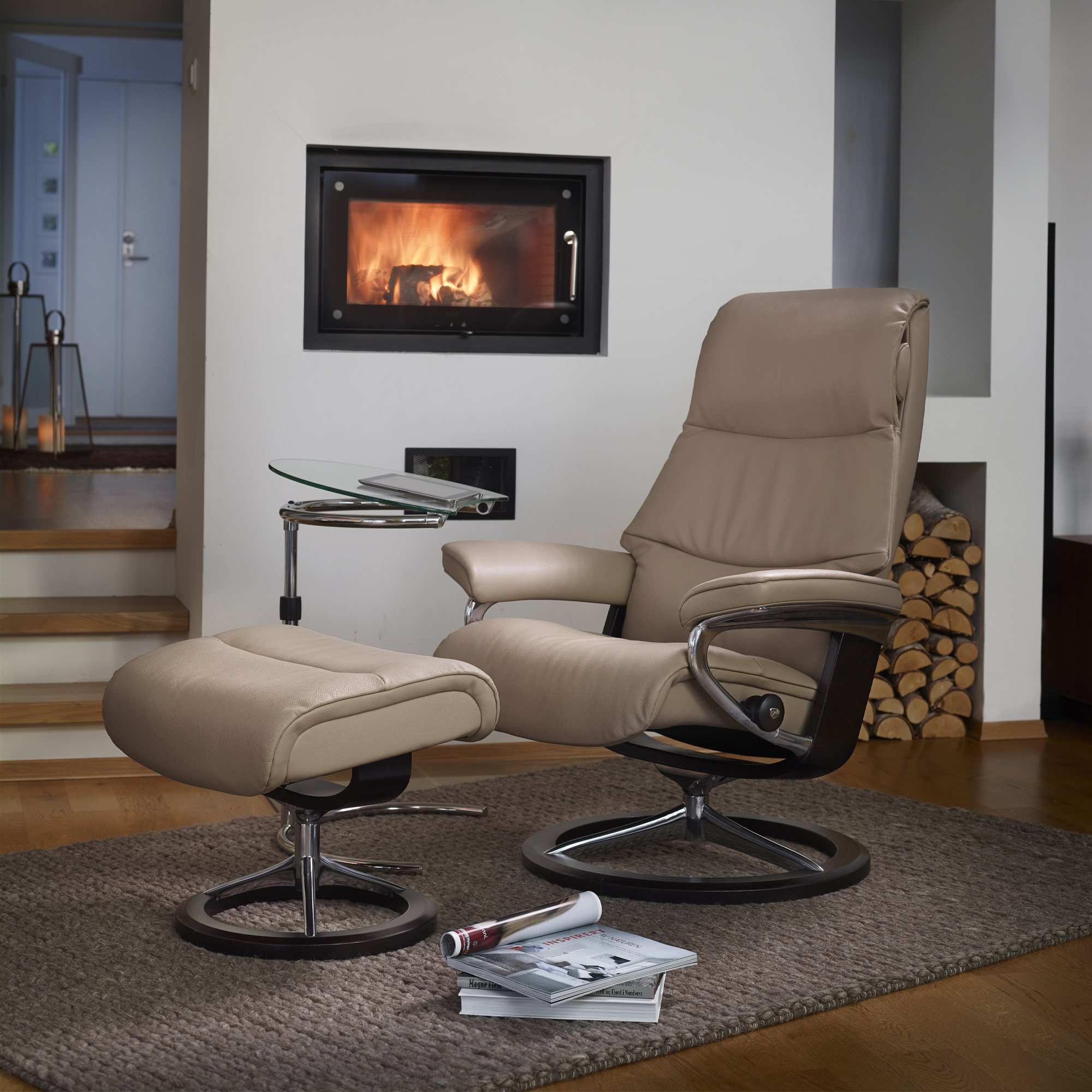 Stressless View Recliner Chair Signature Base • Roomes Furniture